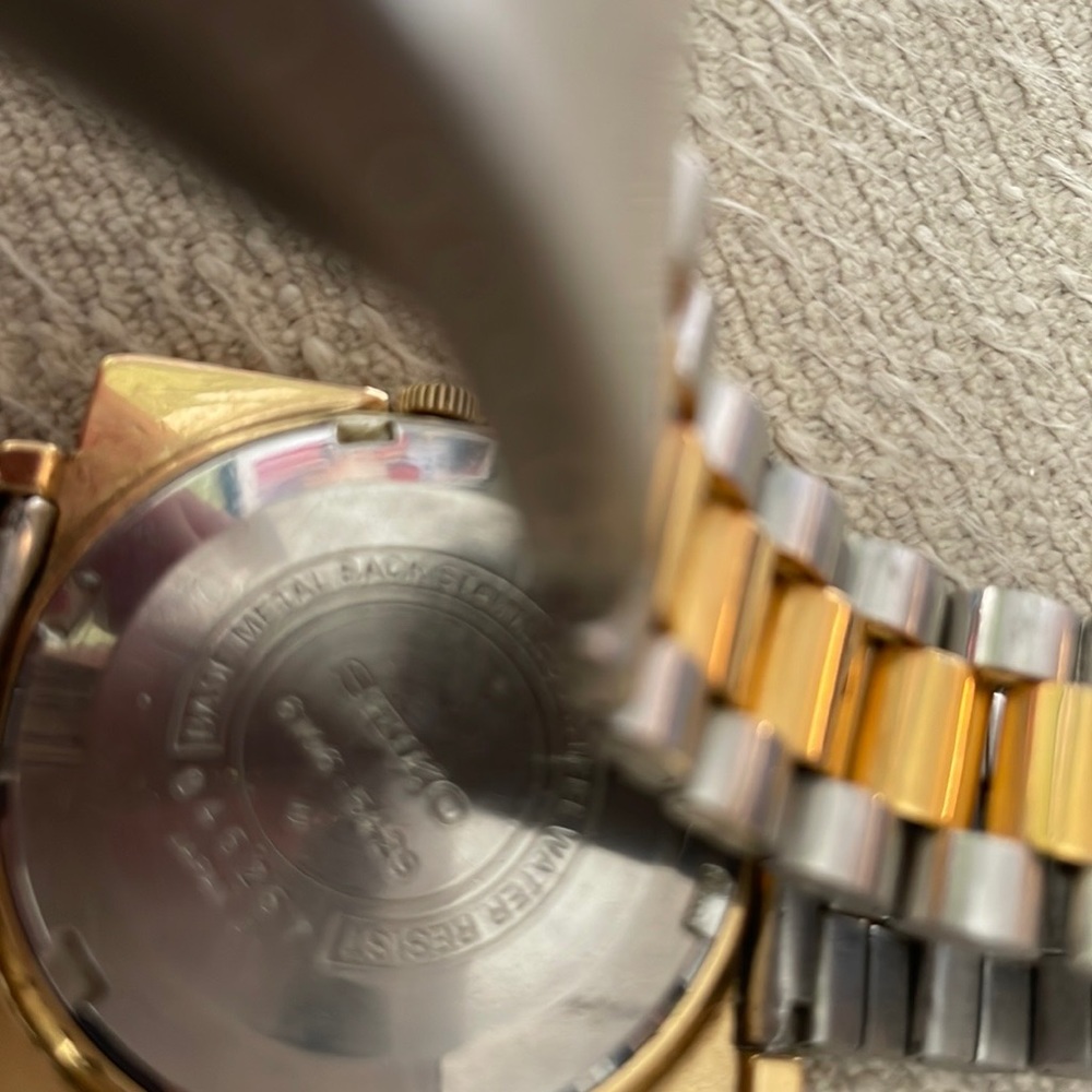 Seiko Dx Vintage Square Faced Men’s Watch. With Date … - Gem
